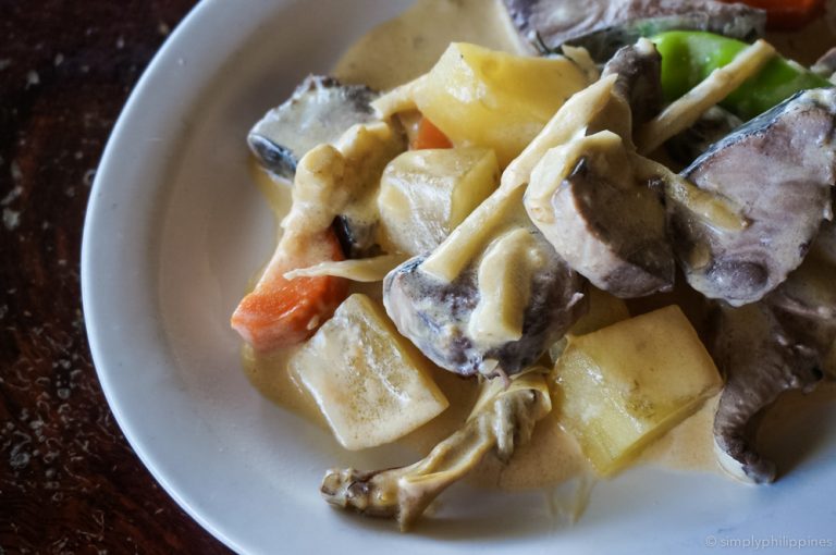 17 Light and Yummy Filipino Dishes to Try